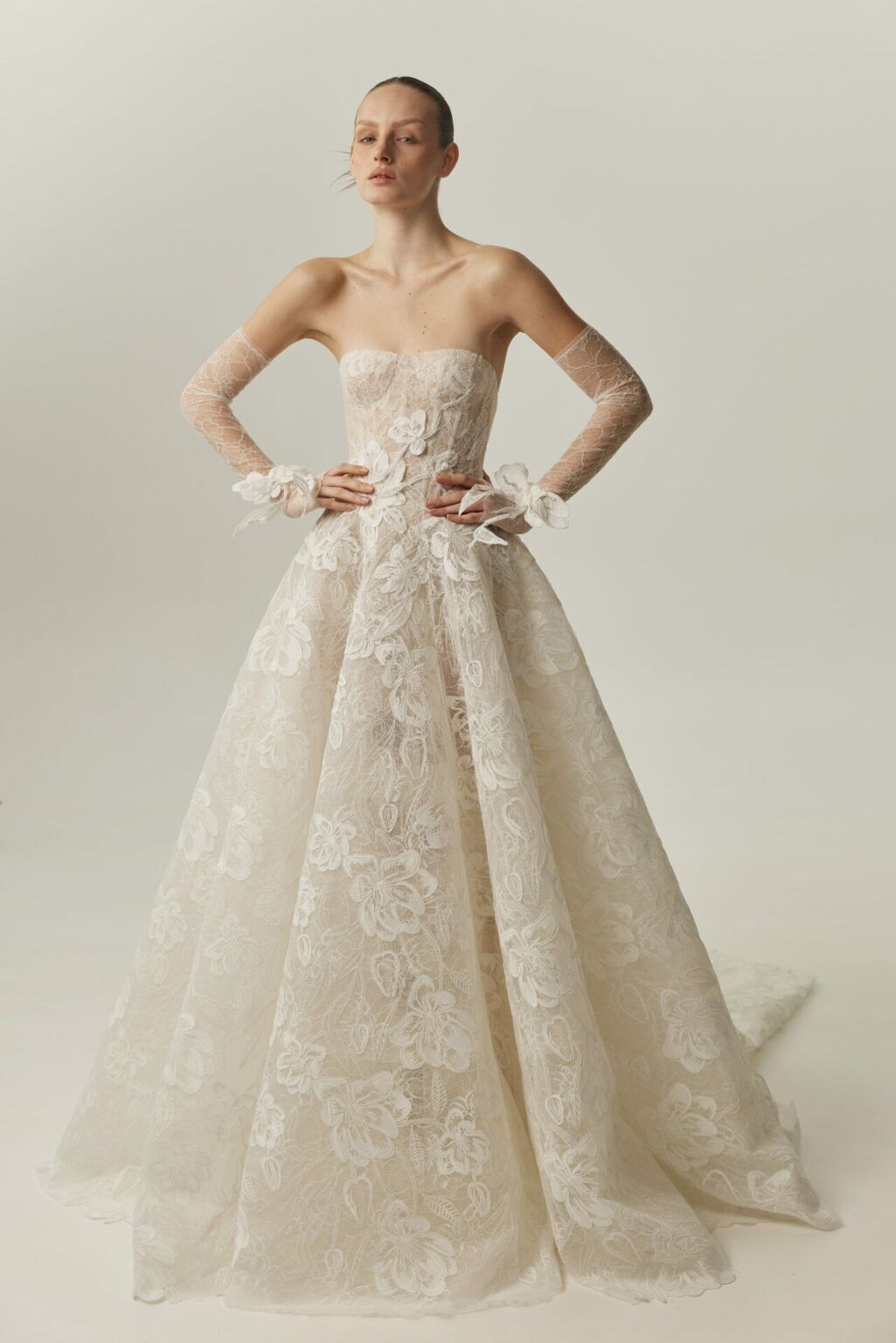 Nera: A Classic Bridal Ball Gown Elevated by Floral Artistry